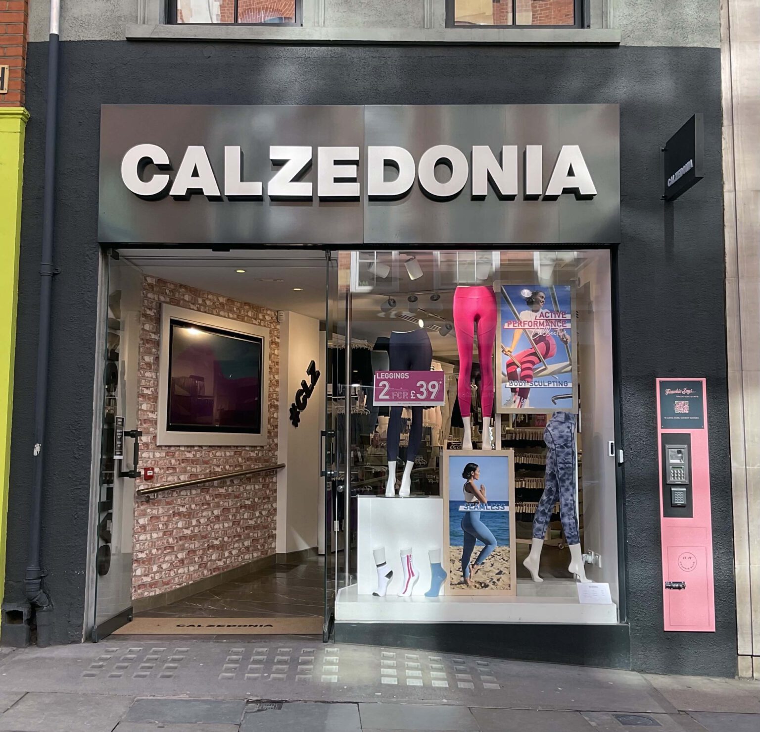 Calzedonia | Covent Garden London